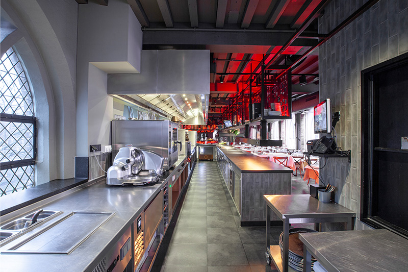 Horeca keuken inrichting die aansluit bij uw wensen | Van Gestel Horeca